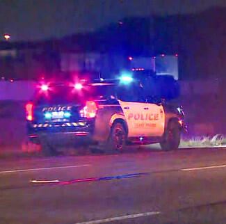 Suspects flee high-speed chase - NewsBreak