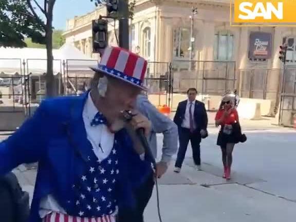 Attendees at the RNC in Milwaukee started wearing makeshift ear ...