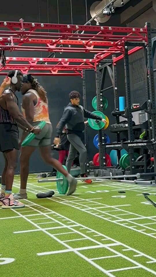 Best title wins 🤗🏆 muscles or skillz And whats your best Mr Sus line ...