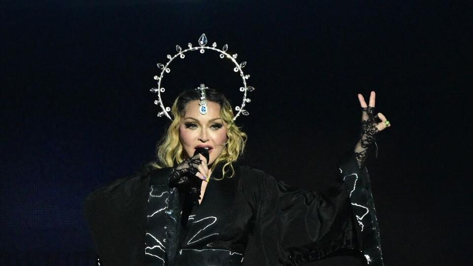 Madonna ‘Barely’ Remembers Dating Jennifer Lopez’s Ex — Source - NewsBreak