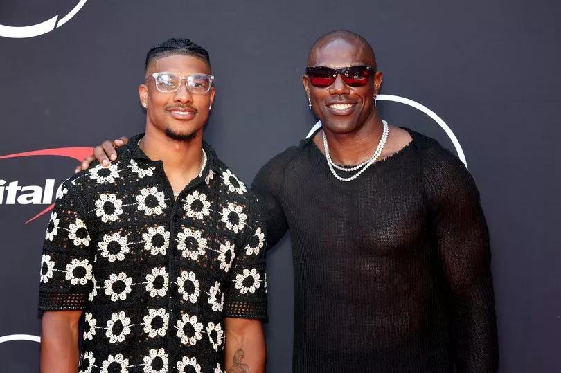 Son of Hall of Famer Terrell Owens scores first touchdown for dad's old ...