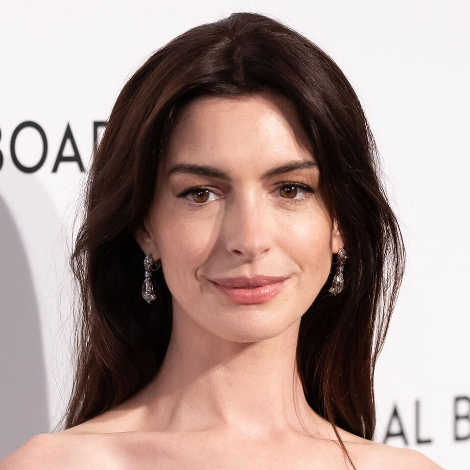 Anne Hathaway Graces The Cover Of 'V Magazine' In A Power Suit For 'His ...