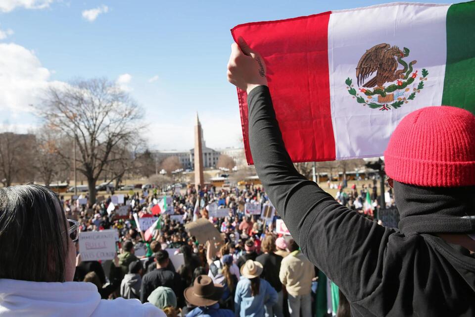 Thousands join protest at state Capitol as immigration authorities ...