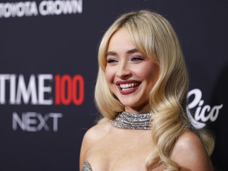 Yeat's 'Lyfestyle' tops U.S. album chart