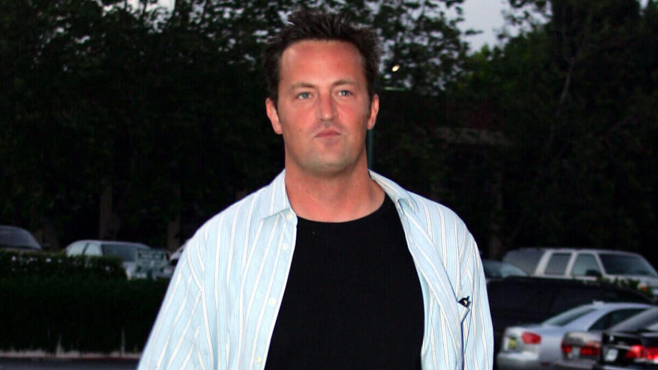 Matthew Perry’s Final Resting Place Remains Unmarked 2 Years After His ...