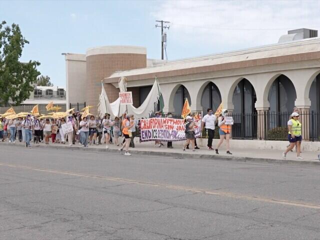 Immigrant rights groups hold largest ICE detention protest in four ...
