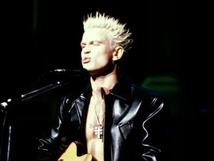Punk Rocker Billy Idol to Perform in Gary Sunday