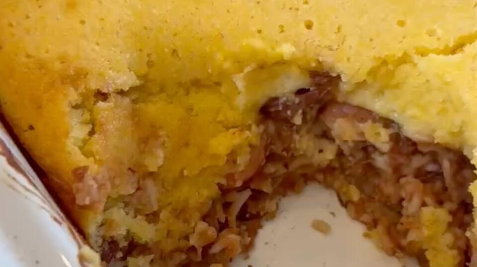 The Cozy One-Pan Red Beans and Rice Cornbread Casserole You’ll Want on ...