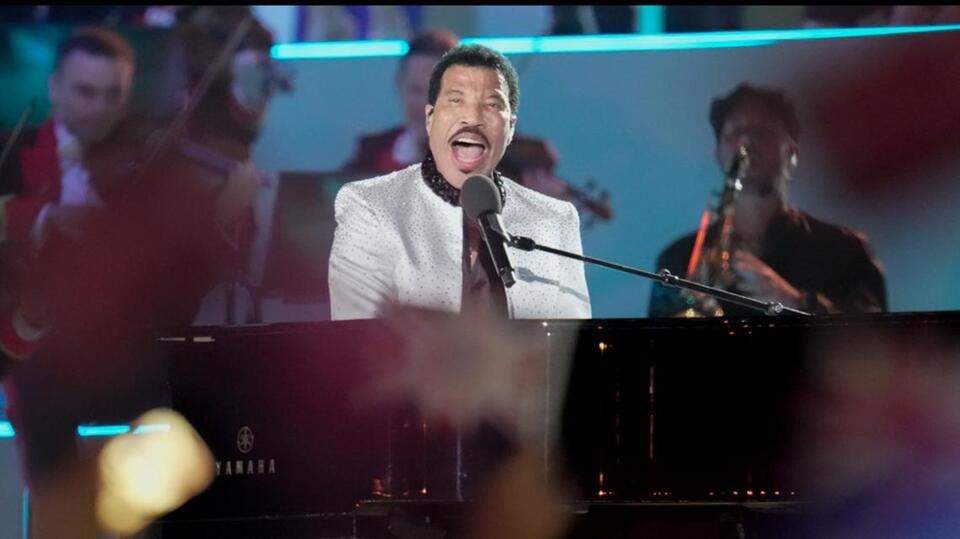 Lionel Richie and Earth, Wind & Fire kick off national tour in ...