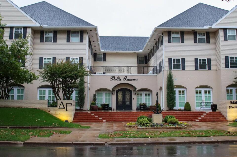 OU Delta Gamma members move out of sorority house for renovations ...