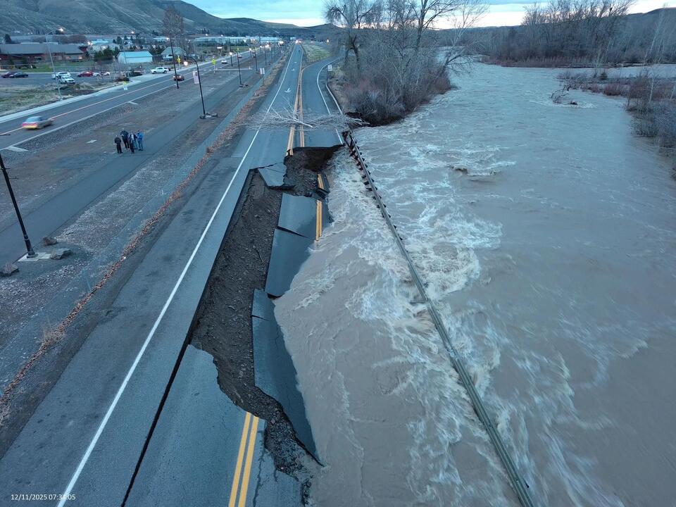 WSDOT Announces New Road Closures as Flooding Worsens - NewsBreak
