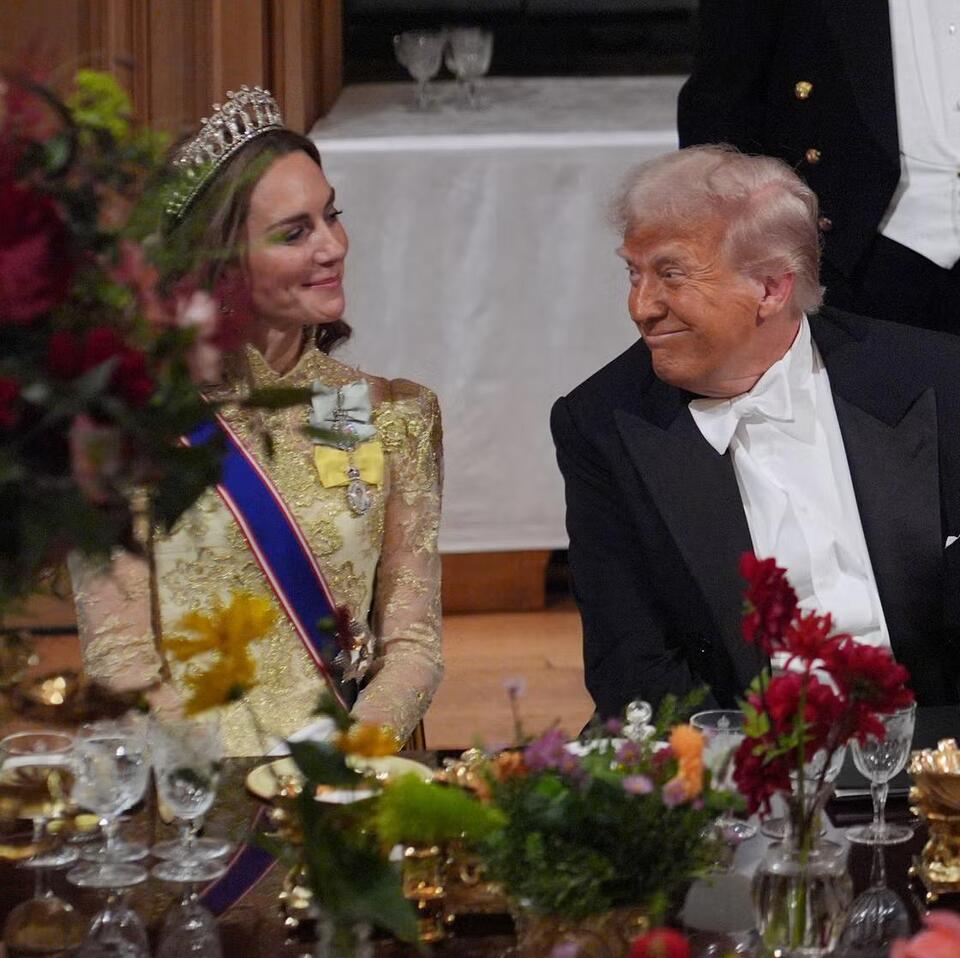 A public display of affection & 4 other ’surprising’ moments royal ...