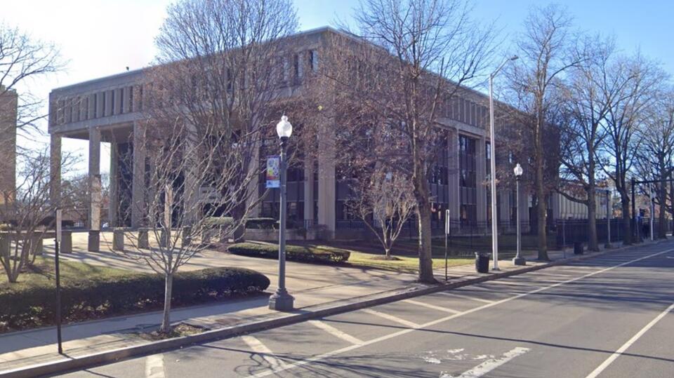 Former Hartford substance abuse counselor sentenced for health care ...