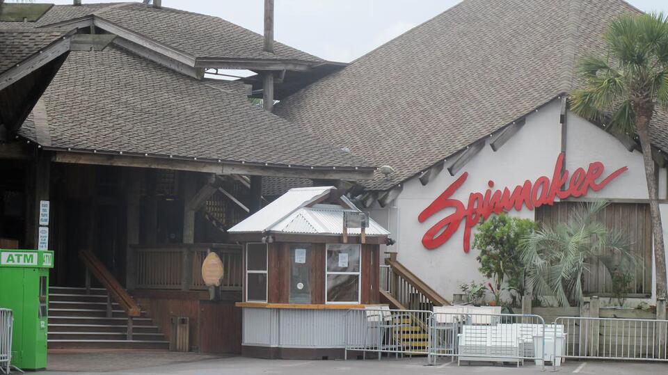 Iconic Panama City Beach spring break landmark being demolished - NewsBreak