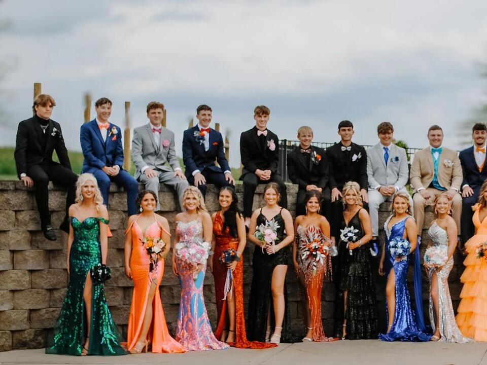 Vikings' prom — Dancing with the stars