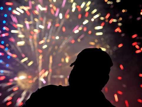 What causes fireworks colors? Check out the science behind Fourth of ...