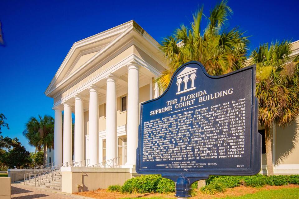 Polk County Judge John Flynn is reprimanded for his campaign statements - NewsBreak