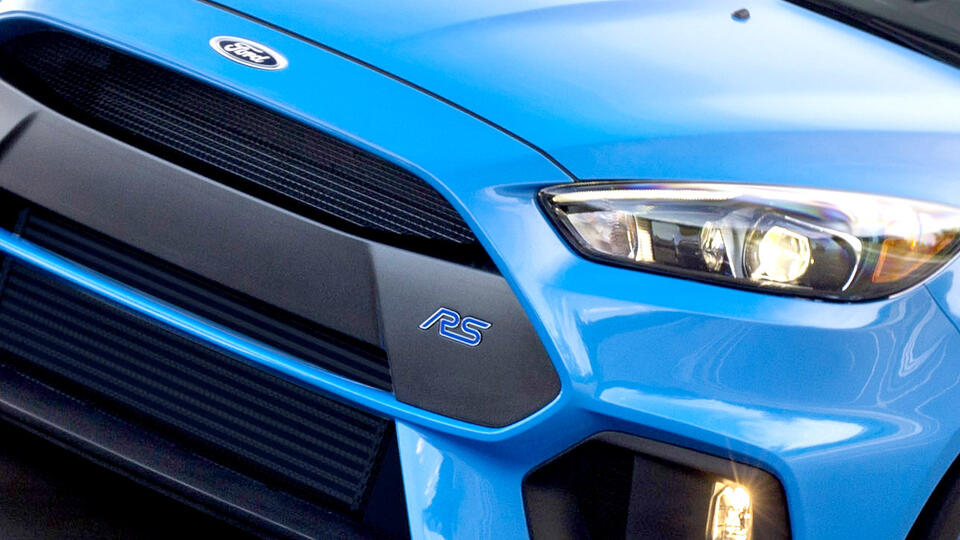 Ford Is Selling Off Track-Tested Focus RS Hatchbacks And There’s The ...