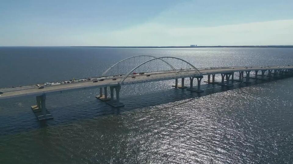 Police urge cautious driving on Pensacola's Three Mile Bridge this ...