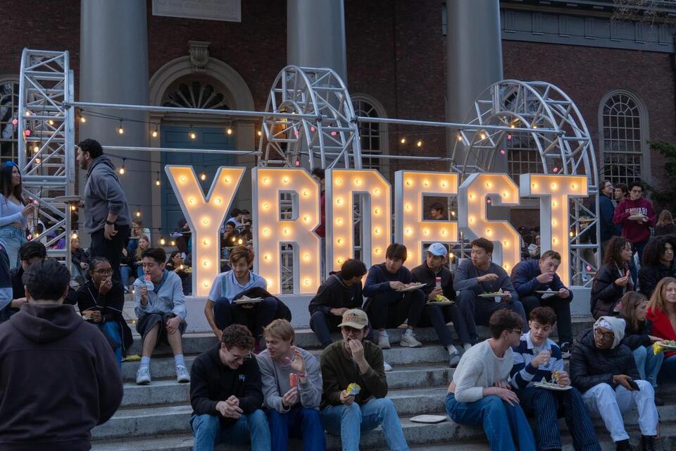 Harvard Sought Olivia Dean, Zara Larsson Before Landing Ravyn Lenae For ...