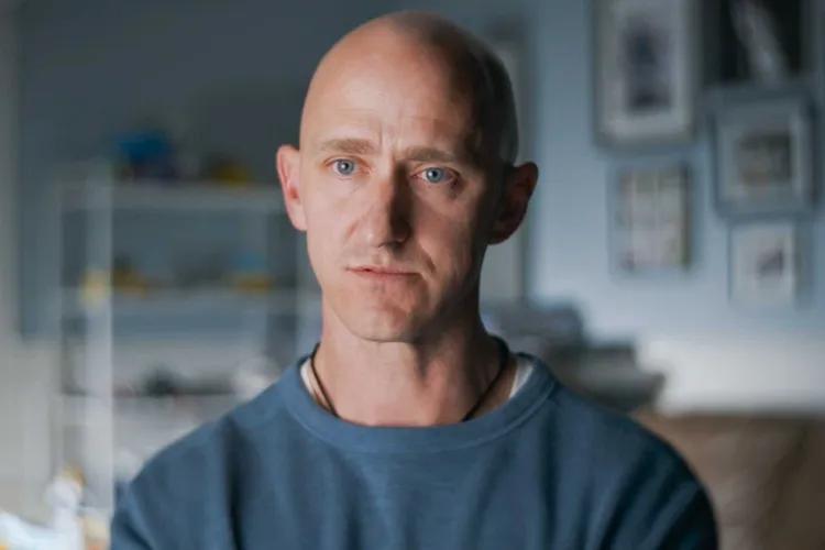 Off-Duty Pilot Who Tried to Stop Plane’s Engine Mid-Air After Ingesting ...