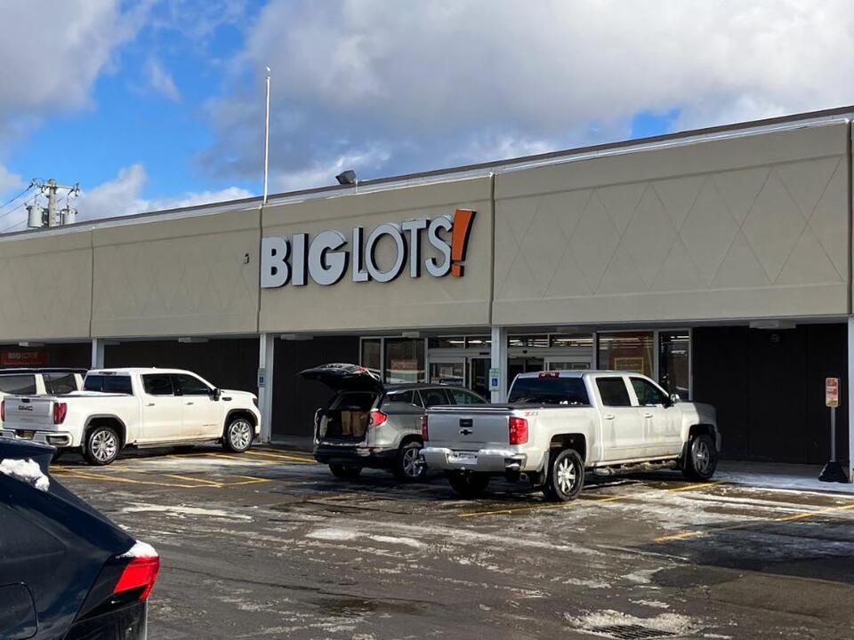 Big Lots Agrees to Deal to Keep Hundreds of Stores Open - NewsBreak