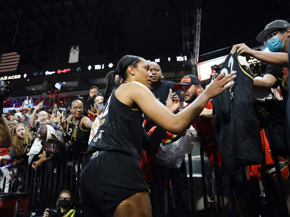 A'ja Wilson Makes History That Will Catch Diana Taurasi's Attention
