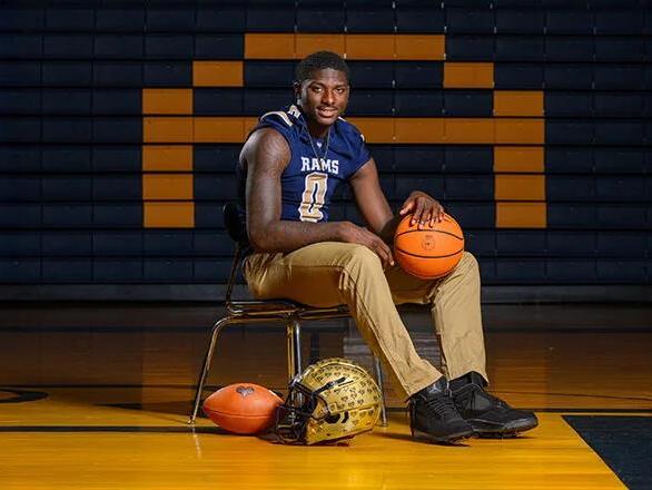 Kendre Harrison named 2023-24 MaxPreps Male National Athlete of the Year
