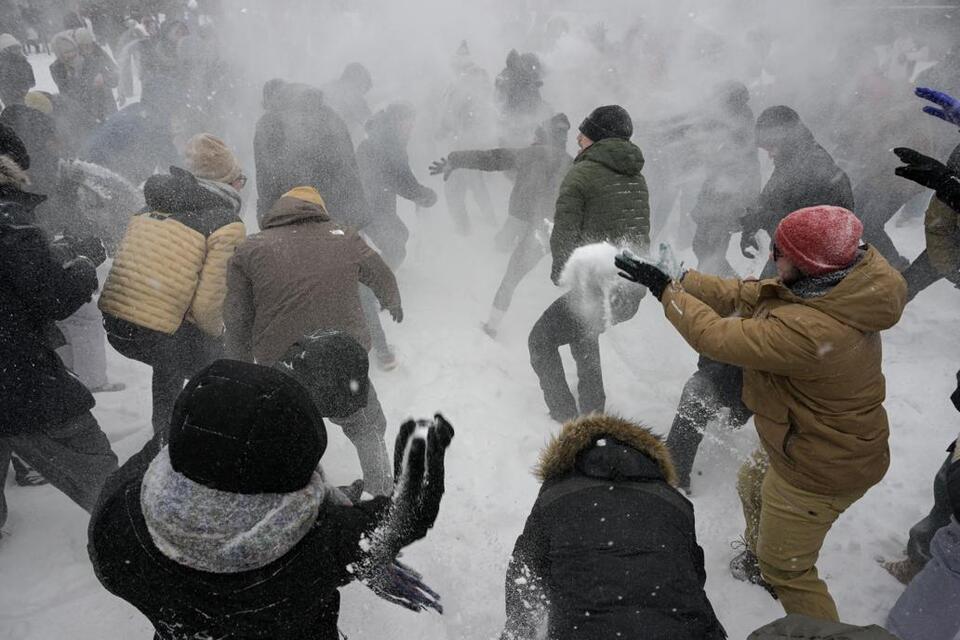 Rare, prolonged period of sleet slaps DC region - NewsBreak