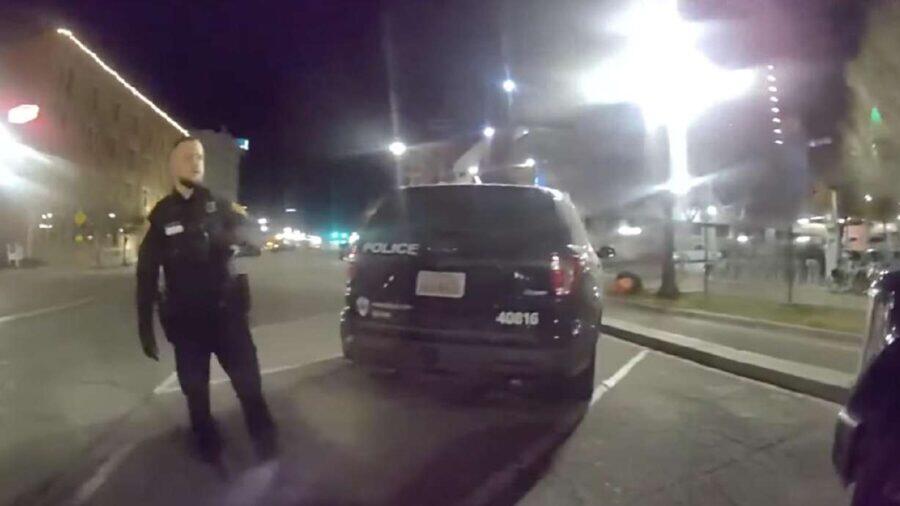 Officers talking about past shootings hear gunshots moments later ...