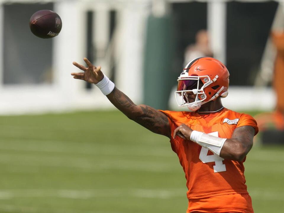 Quarterback QB Deshaun Watson aiming to block out ‘noise’ after 2 ...