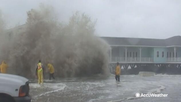 Giant storm-surge gates proposed as hurricane safeguard for Texas coast ...