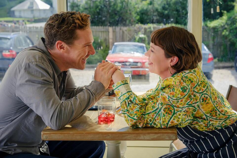 THE ROSES – Review - NewsBreak