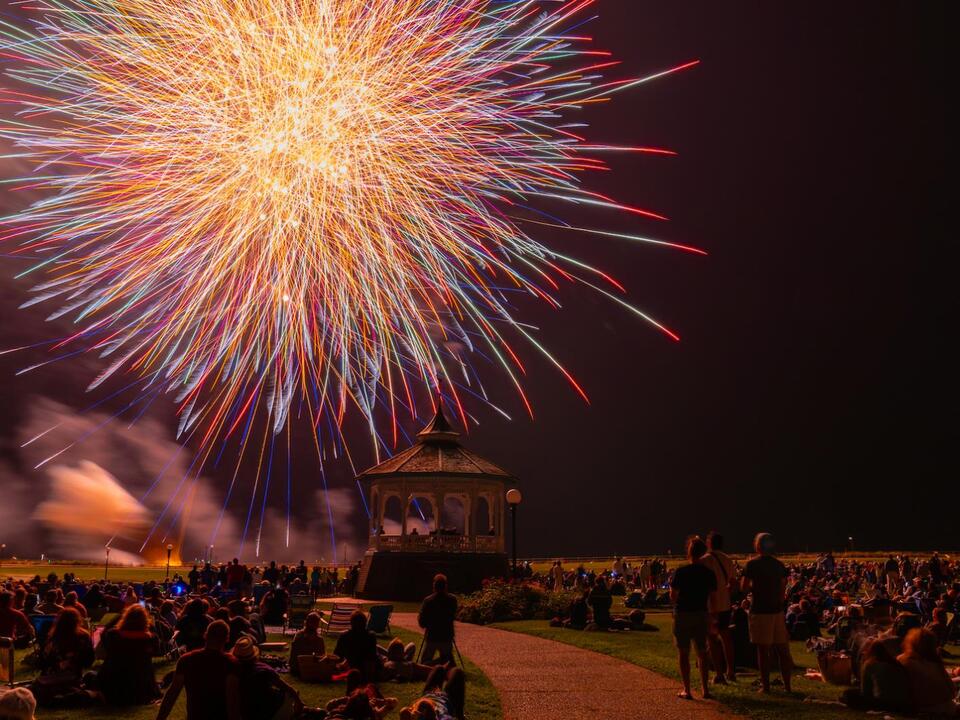 Falling Embers Pause Part of Oak Bluffs Fireworks