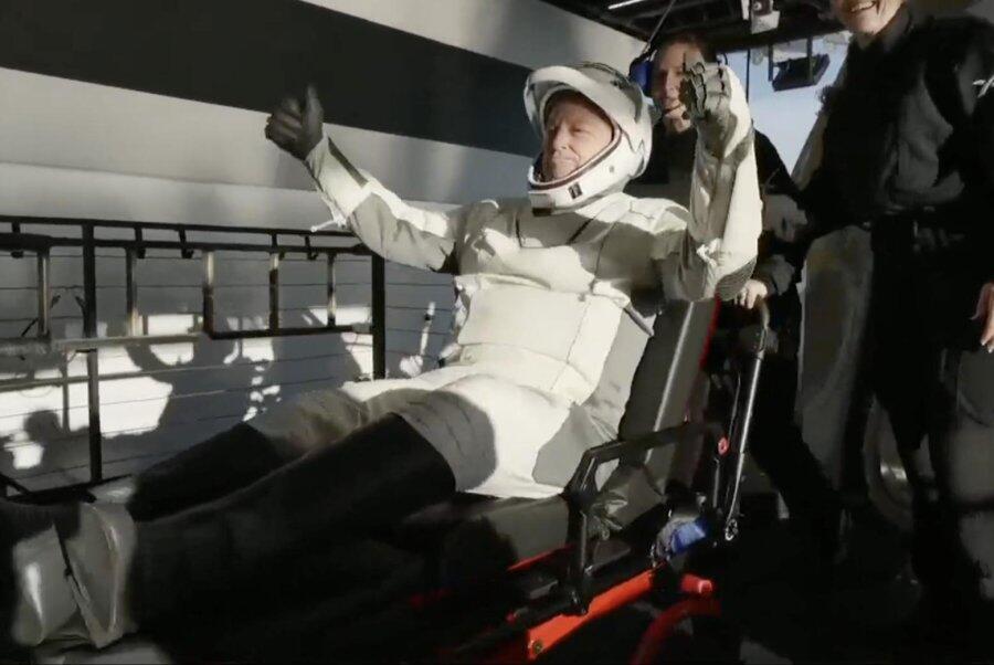 Starliner astronauts Butch Wilmore, Suni Williams back on Earth after 9 months in space - NewsBreak