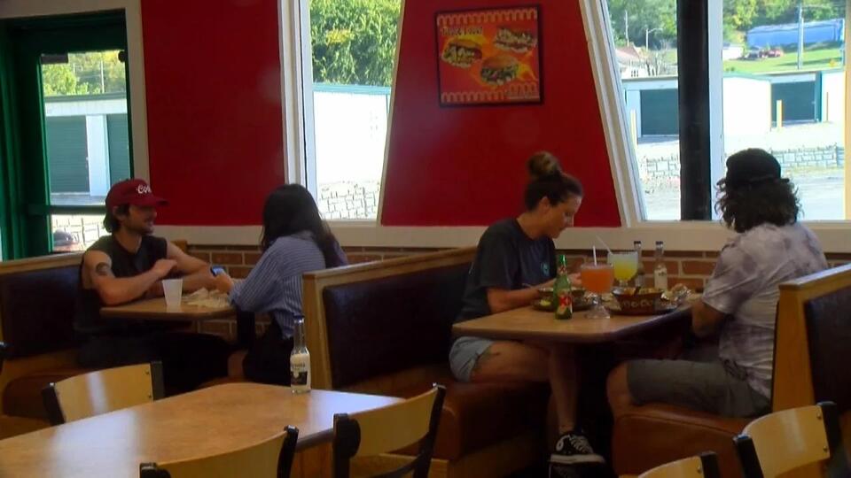 Local restaurant owner shares story of how her business began - NewsBreak