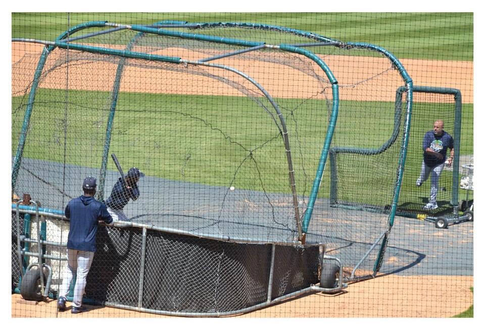 Kane County Cougars practice for season start - NewsBreak