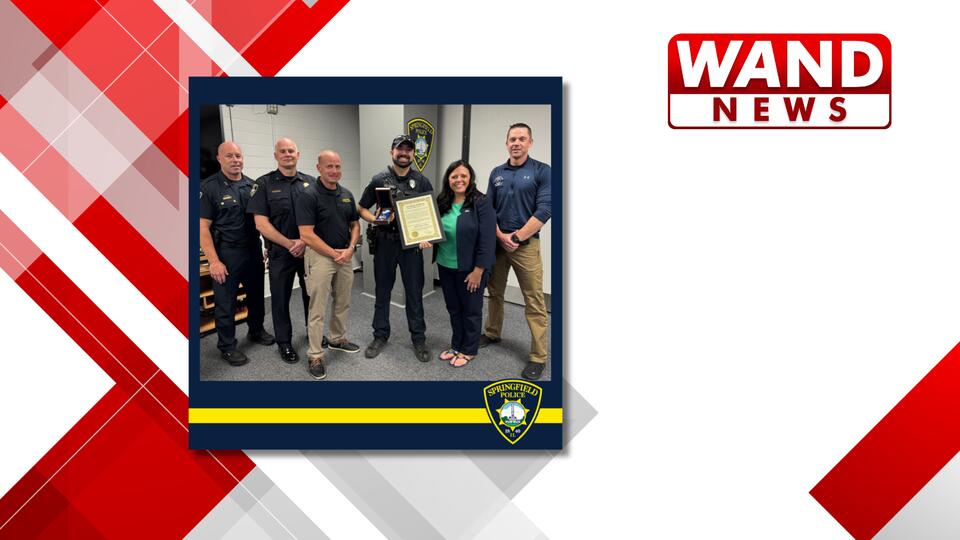 Springfield Police officer presented with one of department's highest ...