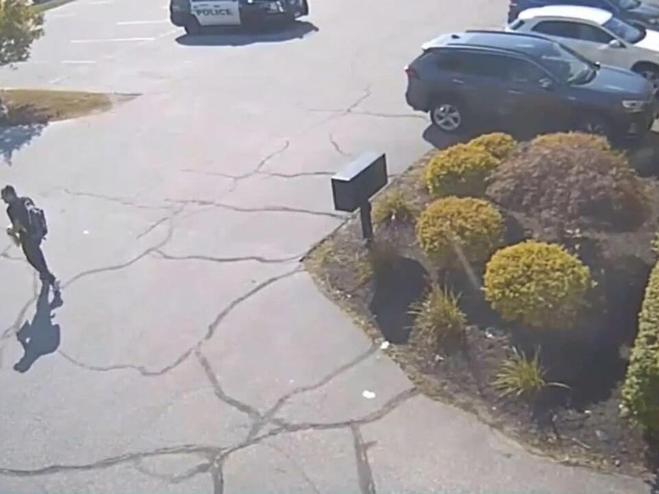 New video shows moments leading up to deadly Auburn police shooting