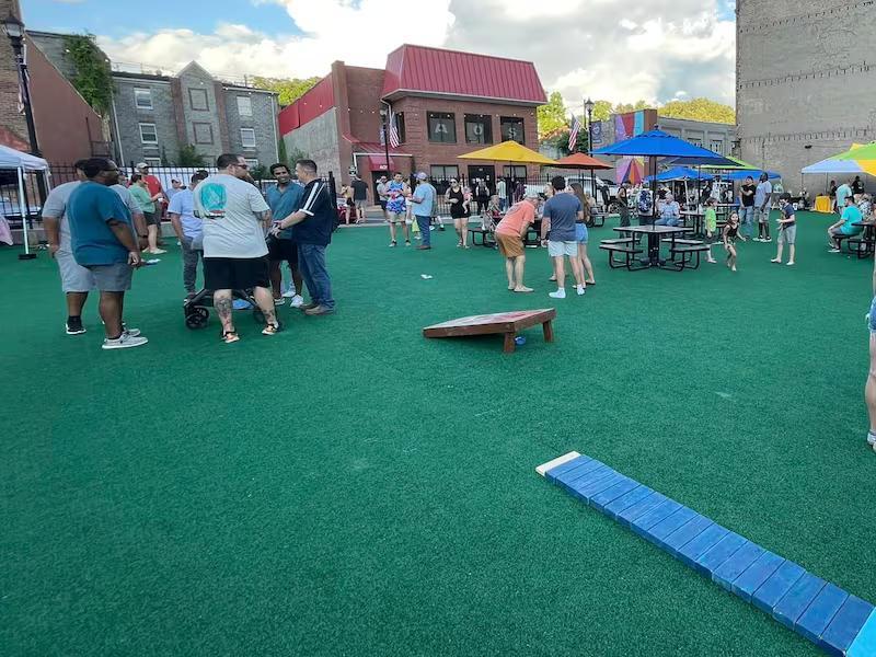 “Thursdays on the Grand” debut in Hazard