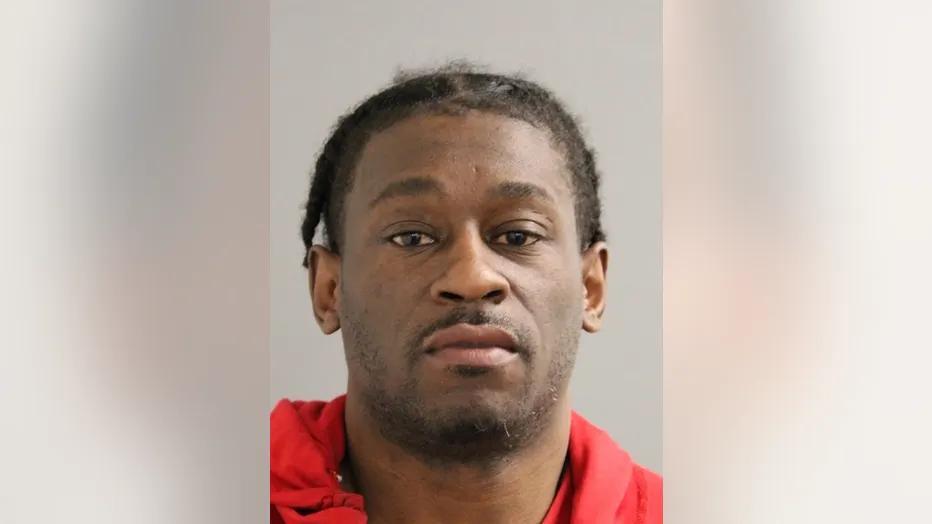 Cook County man arrested minutes after shooting person on Chicago's ...