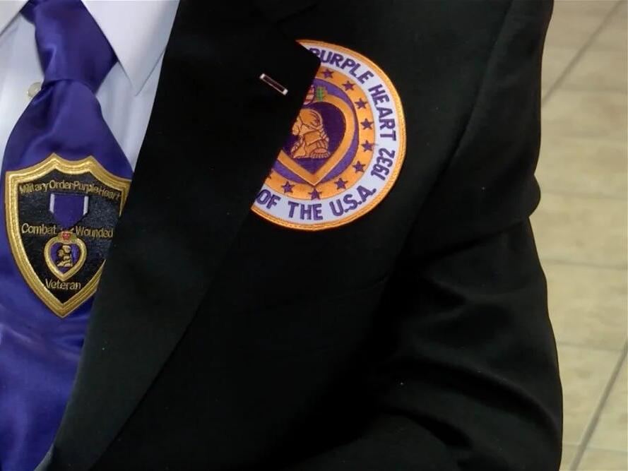 Local veterans receive Purple Heart plaques