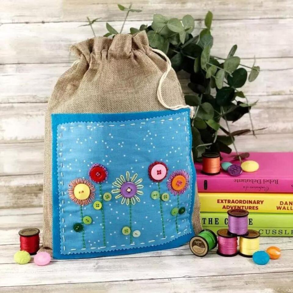15 Fun DIY Projects You Can Make with Spare Buttons - NewsBreak