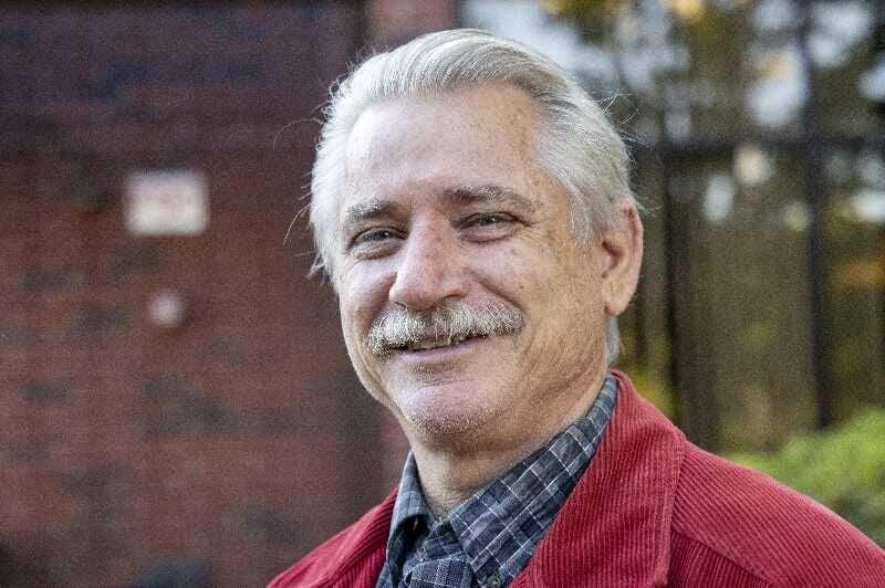 Relyea enters West Linn mayoral race - NewsBreak