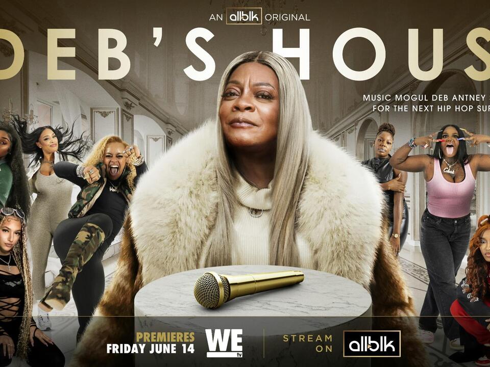 'Deb's House' Exclusive Clip: Deb Announces A Marketing Challenge