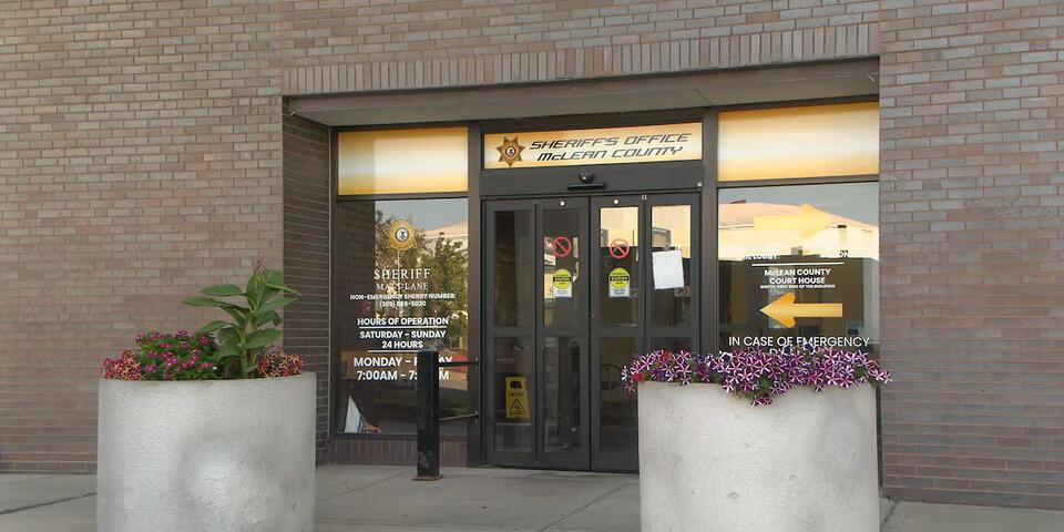 McLean County Sheriff Department license plate camera data shared with ...