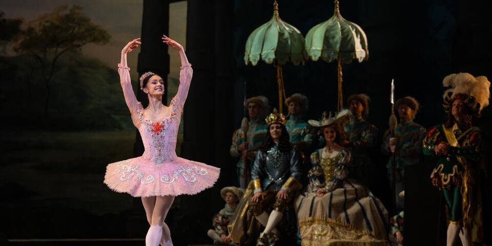 Royal Ballet Principal Dancer Marianela Nuñez Awarded an OBE - NewsBreak