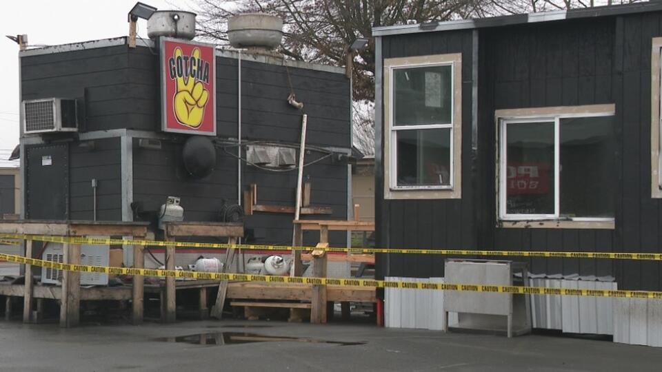 20-year-old severely burned in Gotcha Burger drive-thru crash - NewsBreak