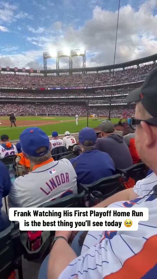FRANK IS ALL SMILES FOR PETE ALONSO Frank the Tank - NewsBreak