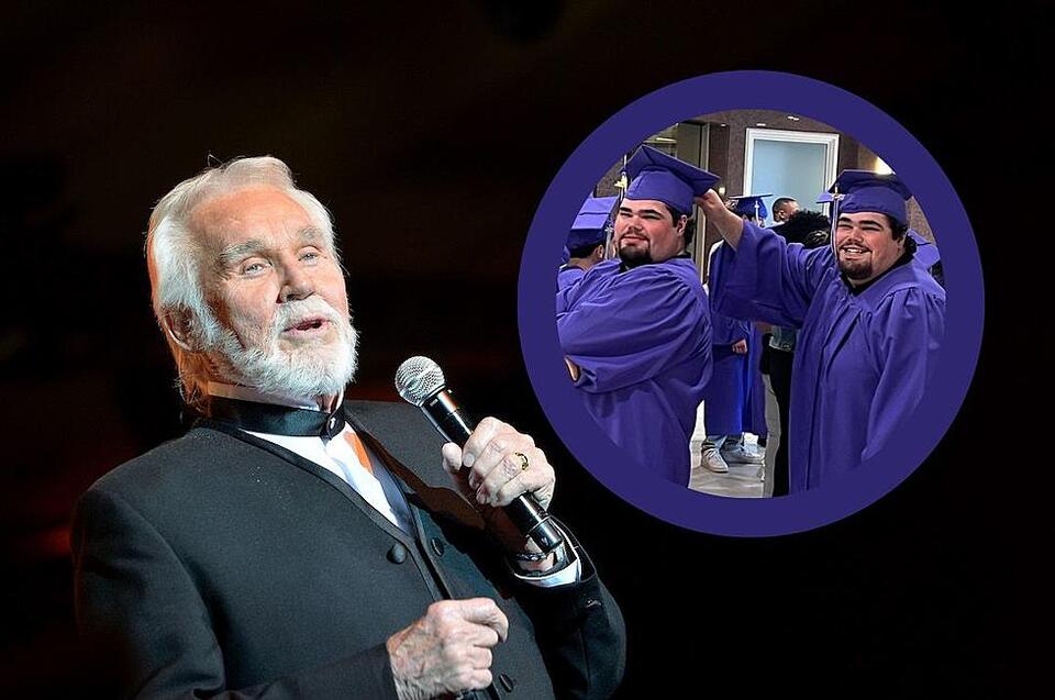 Kenny Rogers’ Twin Sons, Justin and Jordan, Graduate High School [Photo ...
